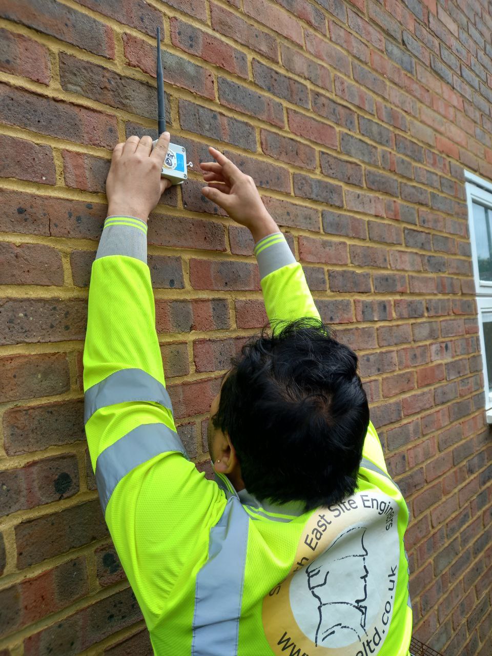 Vibration Movement Monitoring Survey Services - SESE ltd- Site ...